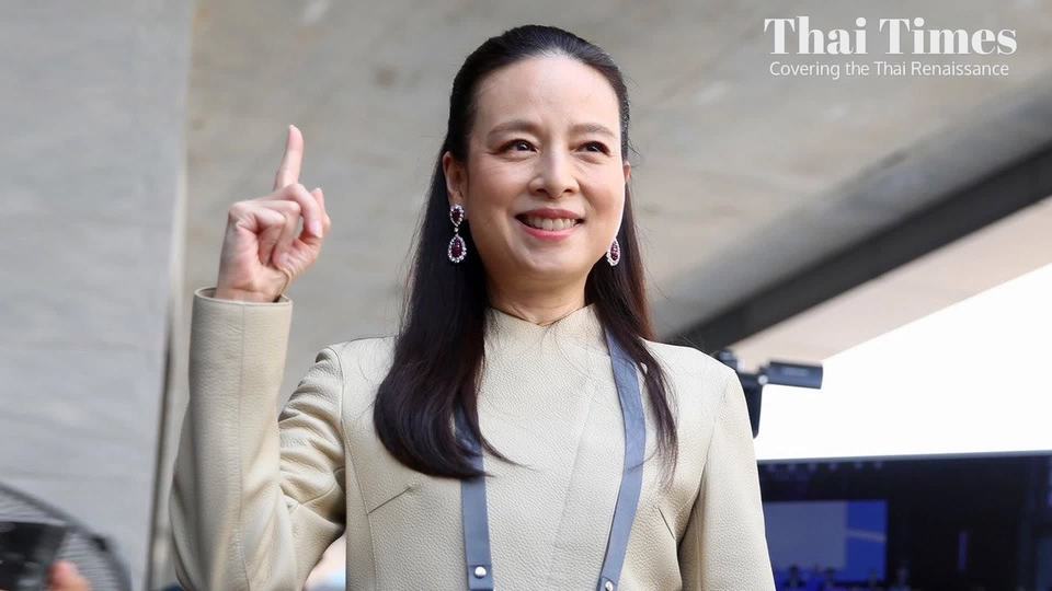 Madame Pang becomes first female president of Thai football association ...