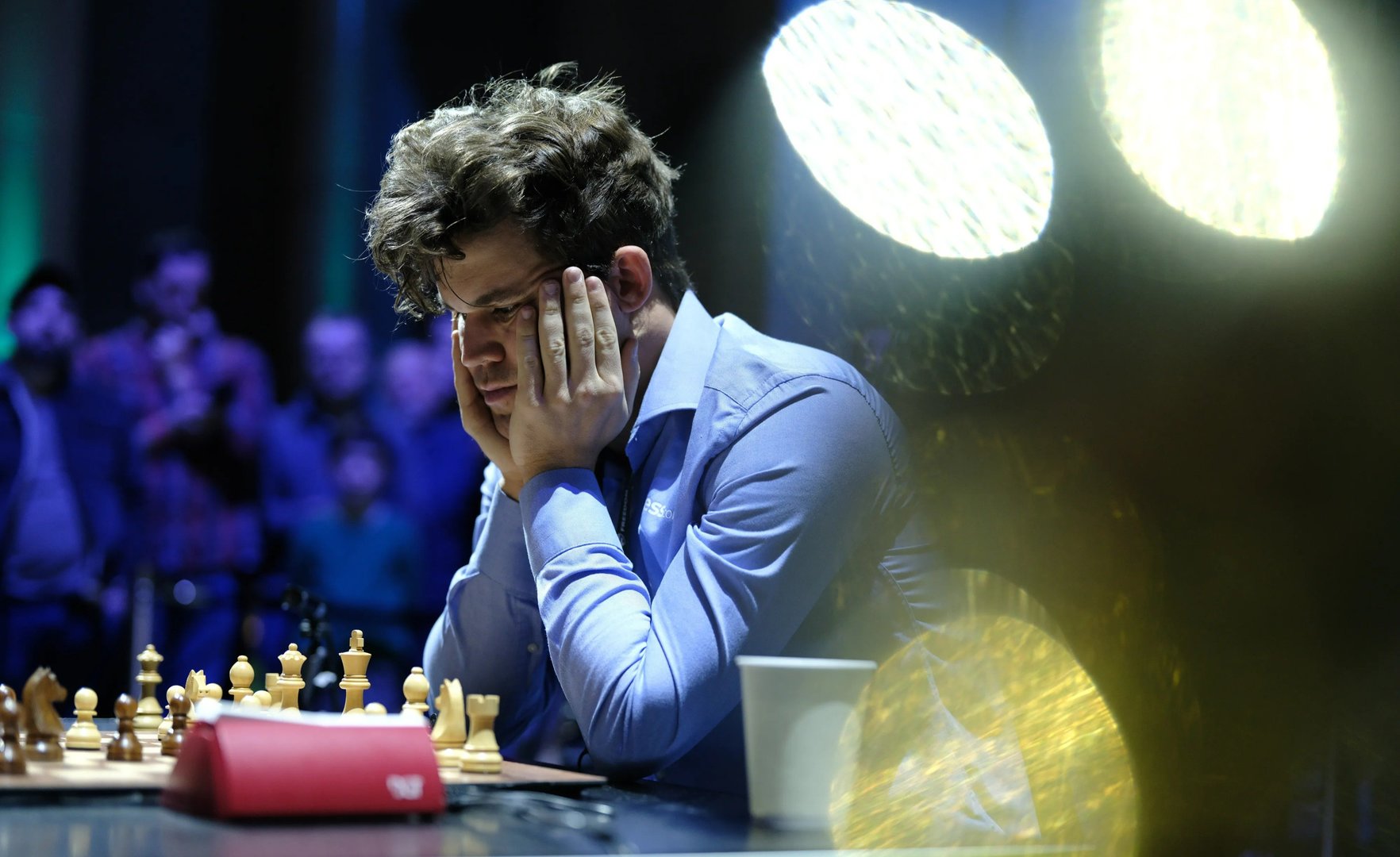 Magnus Carlsen Withdraws from Chess World Championship Due to Dress ...
