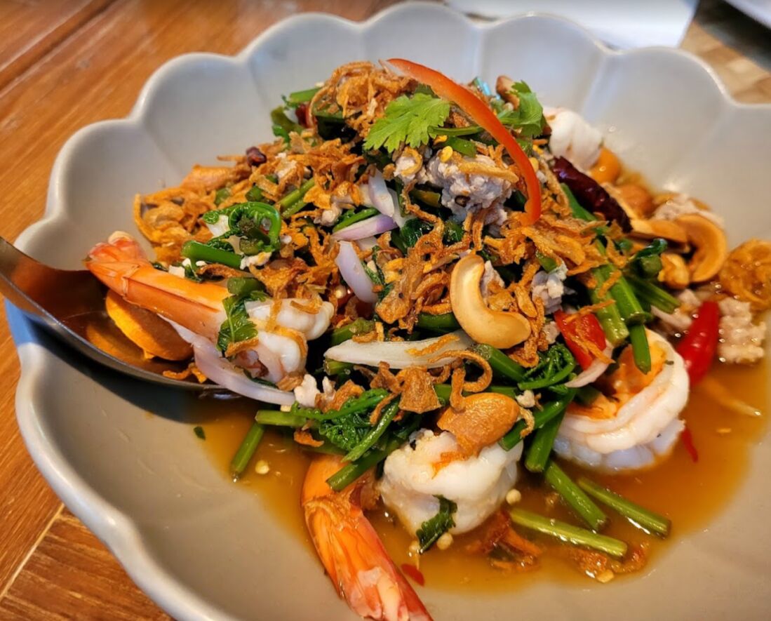 Pa Yan Thai Restaurant, Phetchaburi - Amazing Thailand