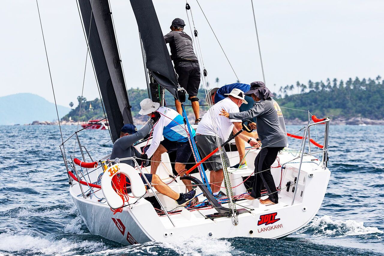 Her Majesty Queen Suthida to Compete in Prestigious Sailing Regatta ...