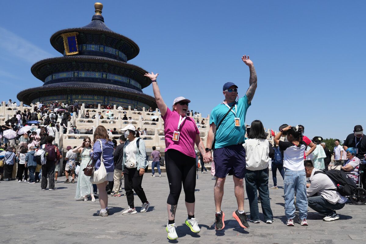 Beijing Welcomes Over 17.9 Million Tourists During May Day Holiday ...