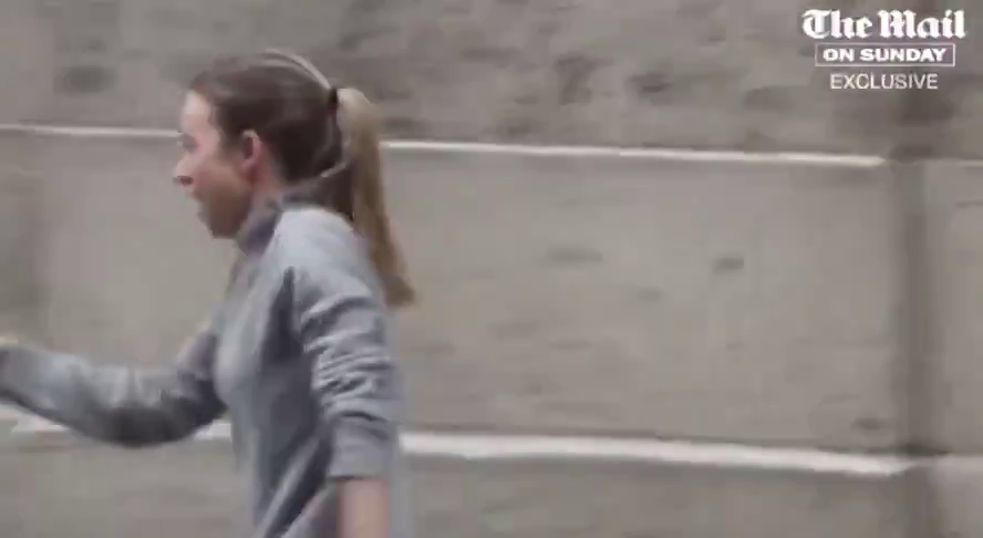 This was Former Australian Prime Minister Paul Keating’s young daughter ...